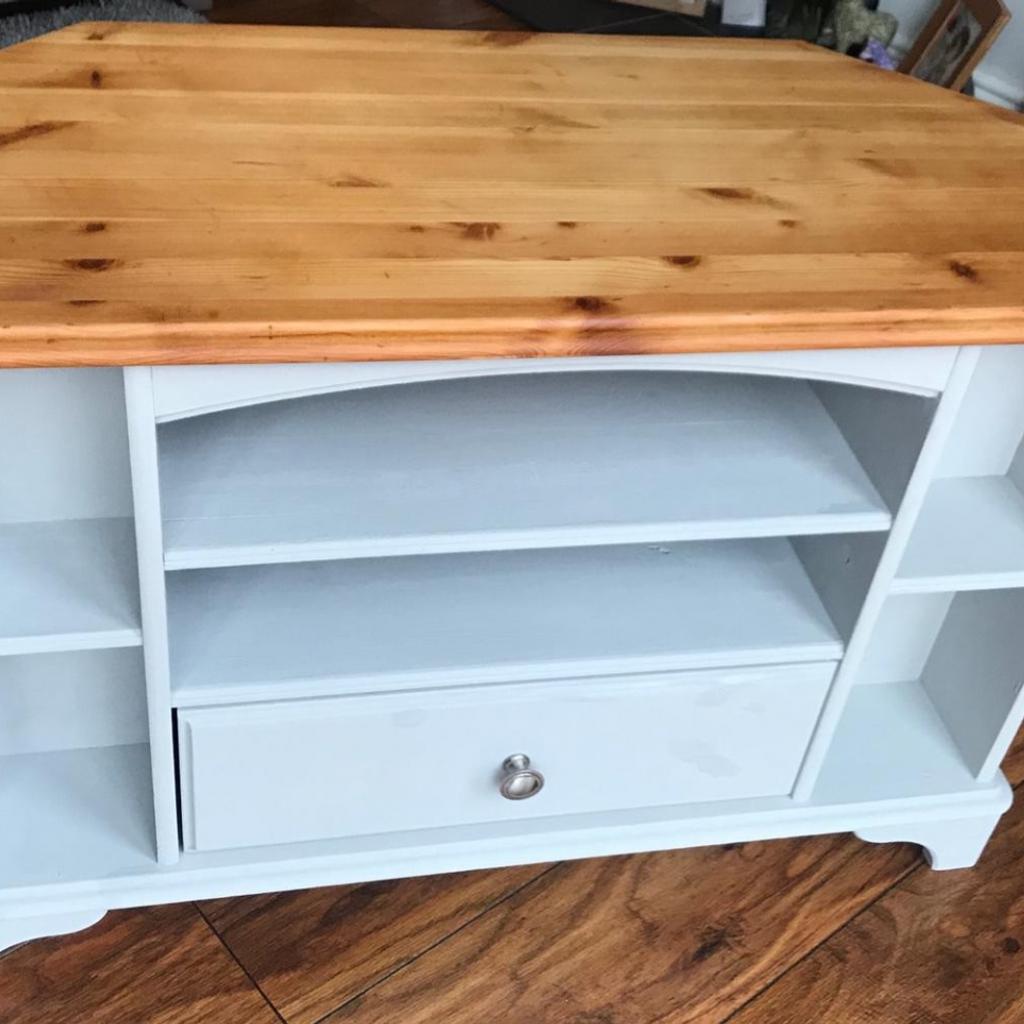 Beautiful upcycled solid pine tv unit in B18 Birmingham für £ 75,00 zum ...