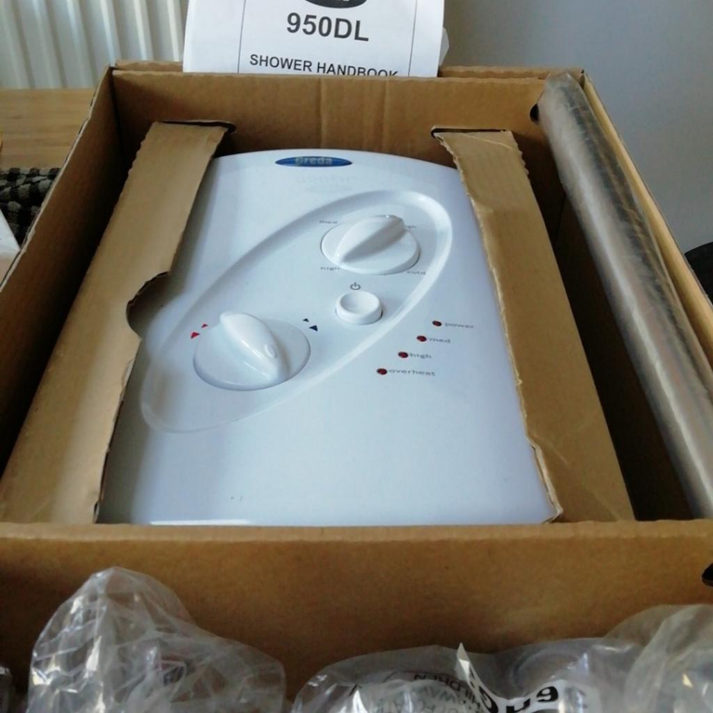 CREDA 950 DL ELECTRIC SHOWER in B26 Birmingham for £50.00 for sale | Shpock