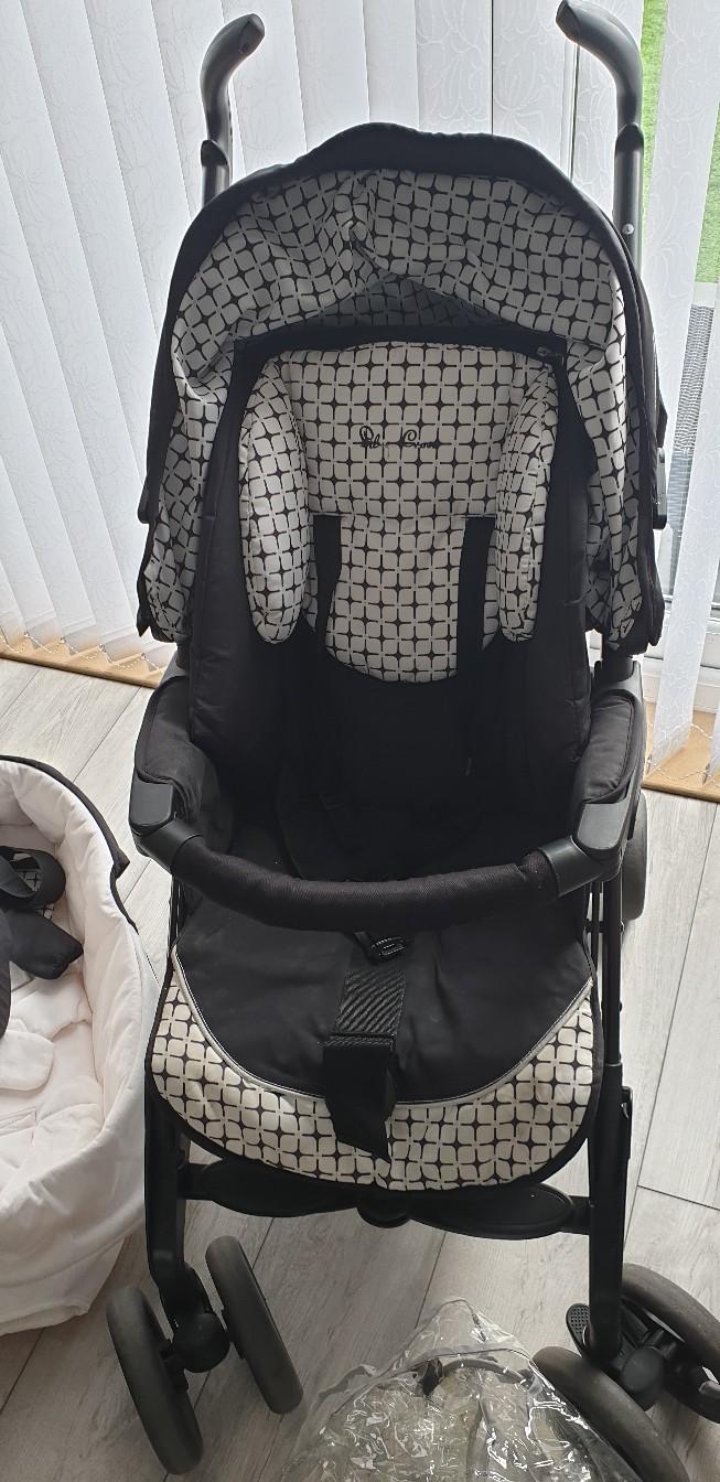 Silver Cross Monochrome 3D Travel System in Hale for £45.00 for sale ...