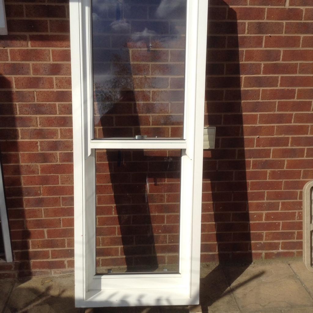 Brand New timber sash window in Wakefield für 150,00 £ zum Verkauf ...