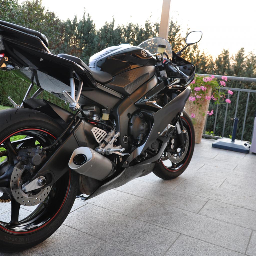 Motorrad schwarz - Yamaha YZF-R6 (RJ11) in 6322 Kirchbichl für 5.600,00 ...