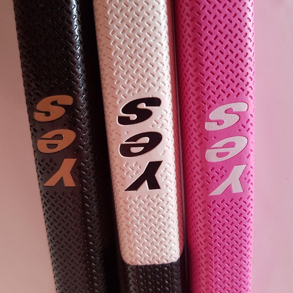 yes golf putter grips x 3 & MLA grip in PR9 Sefton for £25.00 for sale ...
