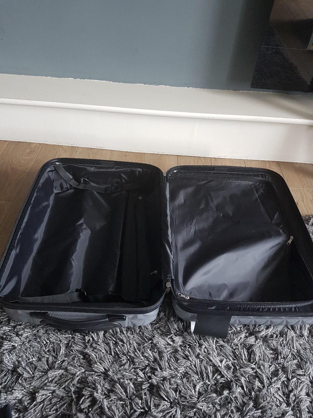 Primark Suitcase in BD18 Bradford für 25,00 £ zum Verkauf | Shpock DE