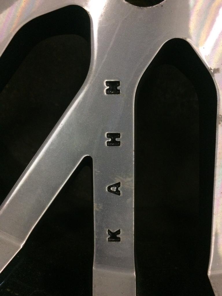 KAHN 22" RANGE ROVER ALLOYS AND TYRES in SR6 Sunderland für 650,00 ...