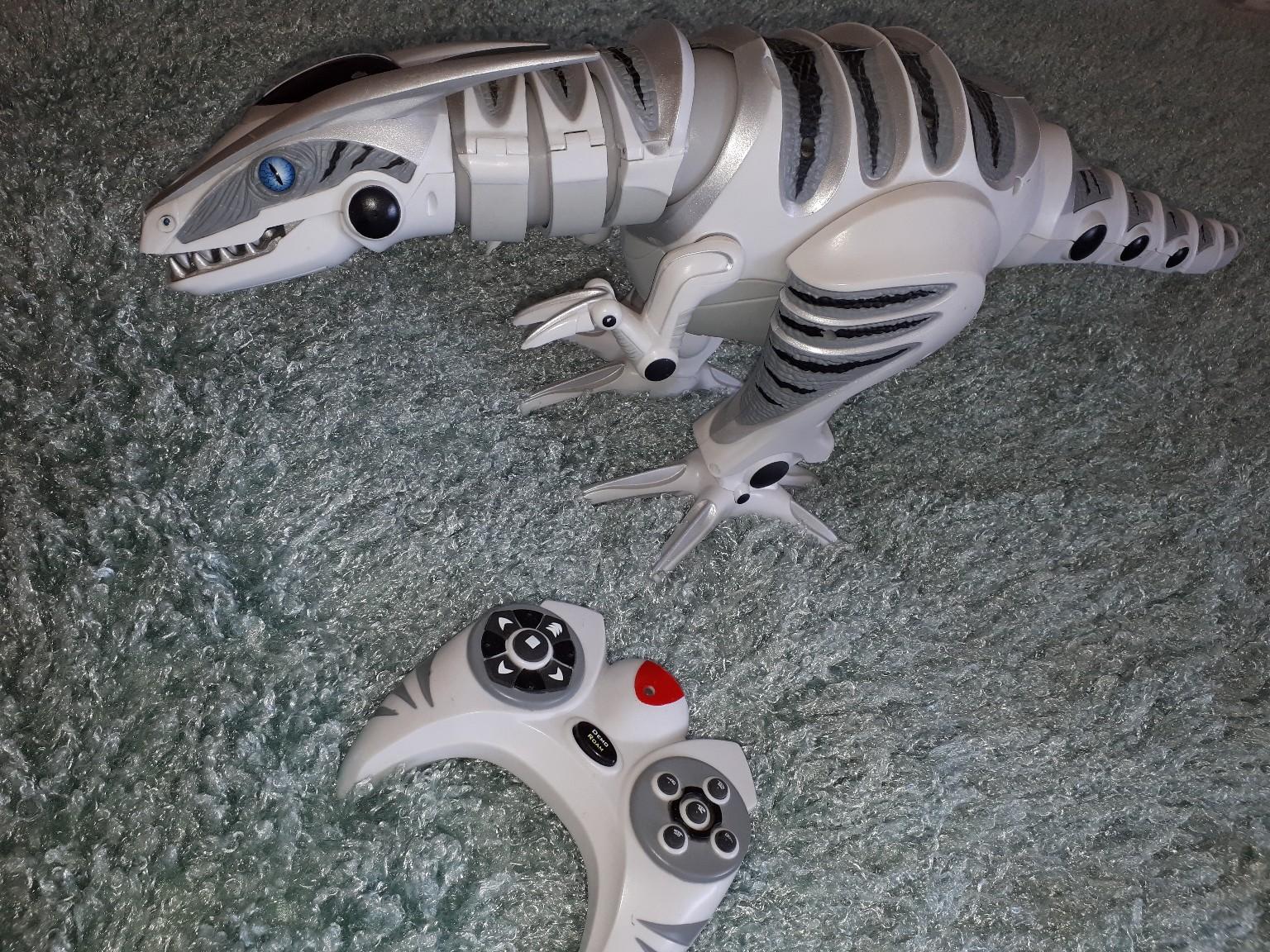 Roboraptor remote control in South Staffordshire für 5,00 £ zum Verkauf ...