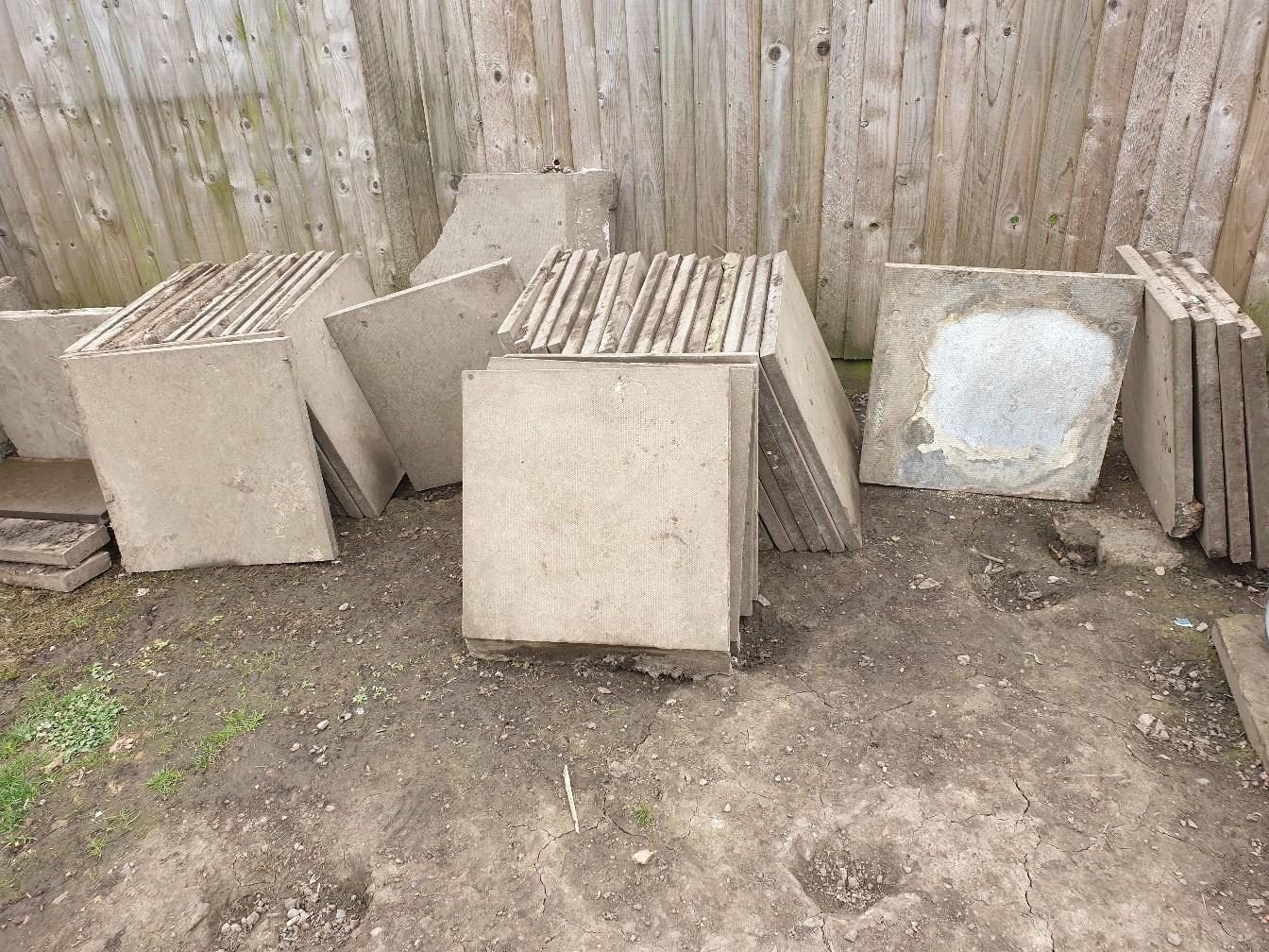 45 2x2 grey paving slabs in Dawley für £ 65,00 zum Verkauf | Shpock AT