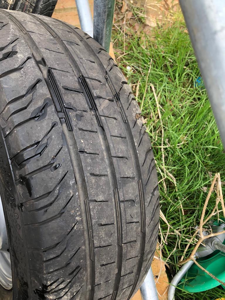 x2 mercedes sprinter wheels & tyres 235/65/16 in SE2 Bexley für 100,00 ...