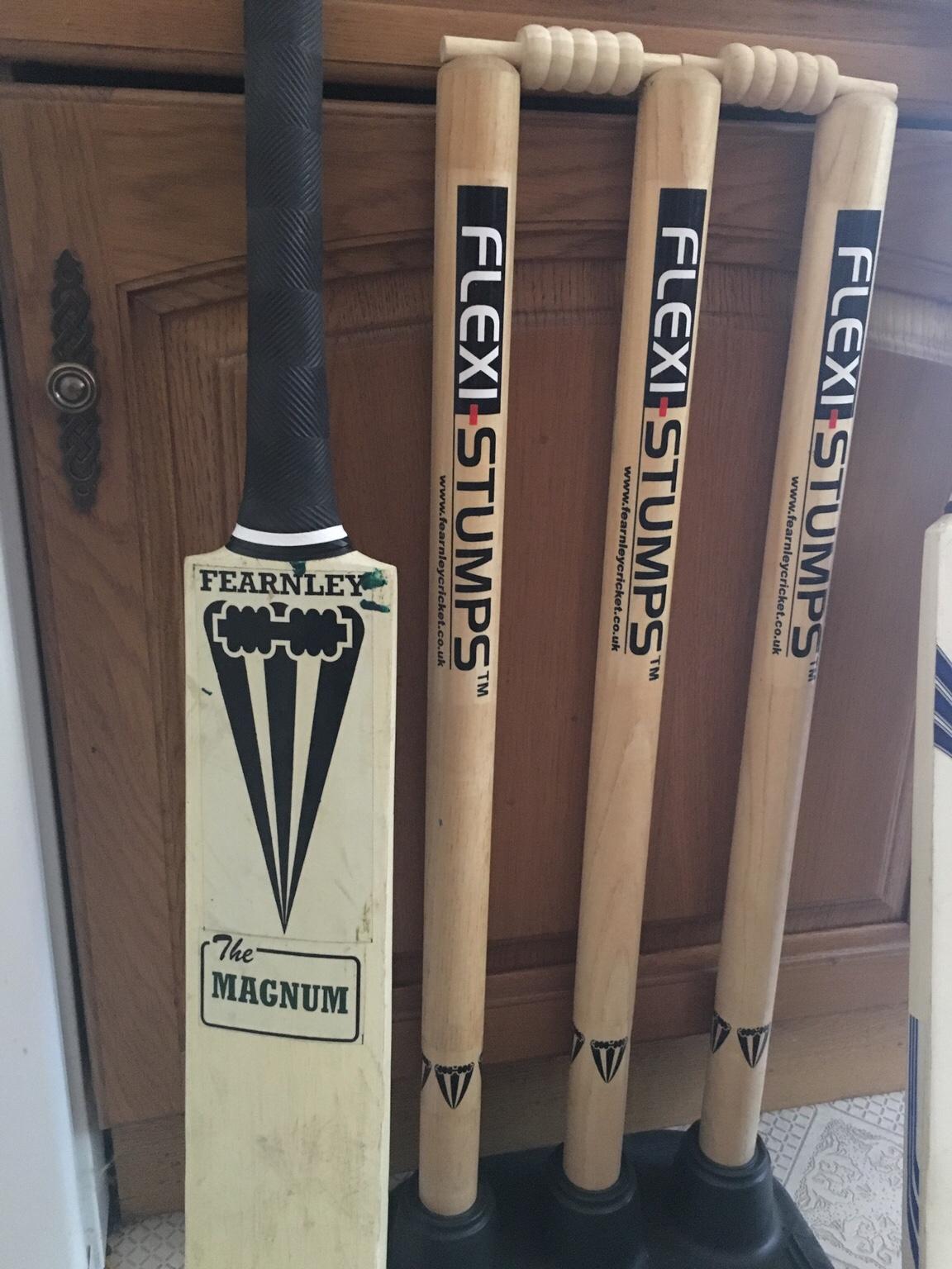 Duncan Fearnley Cricket Stump Set + 2 Bats in Wychavon for £49.00 for ...