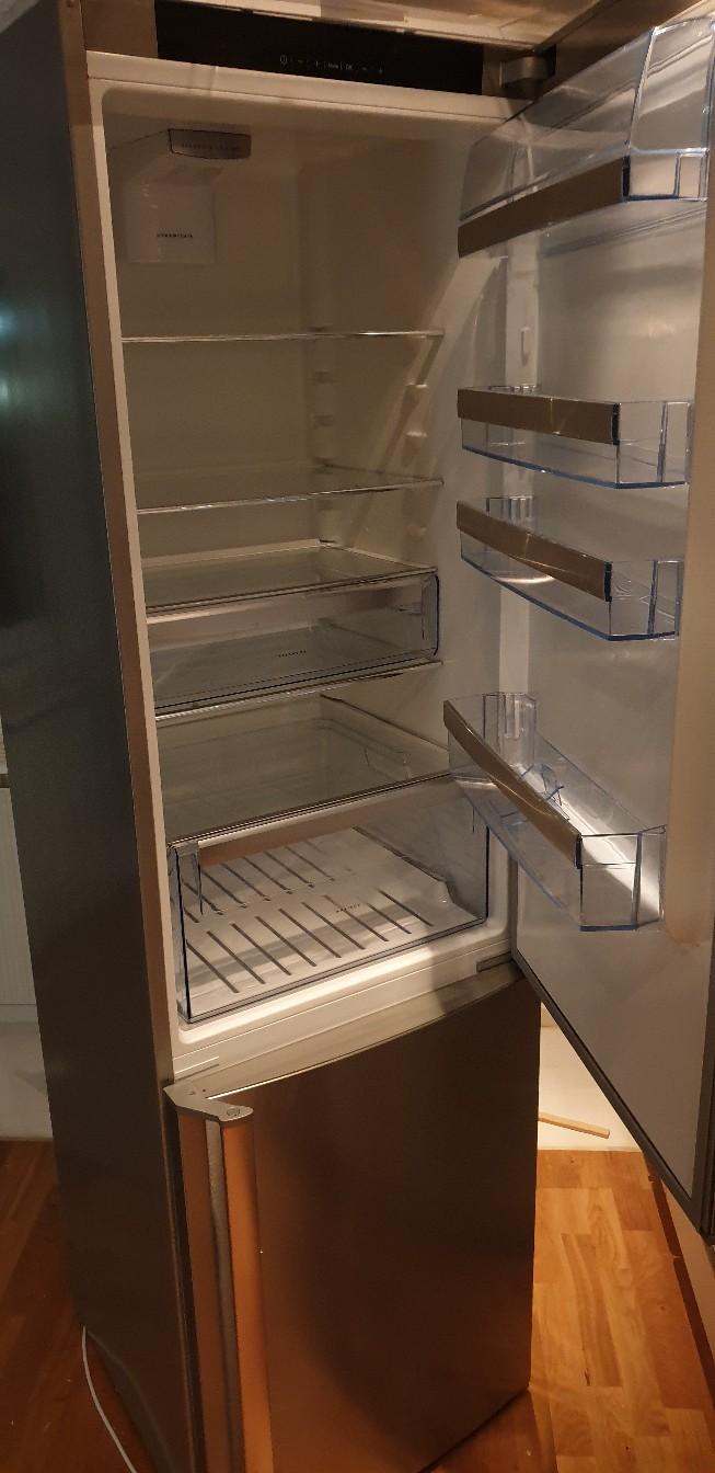 husqvarna kyl & frys kombiskåp in 424 33 Gothenburg für 1.900,00 SEK ...