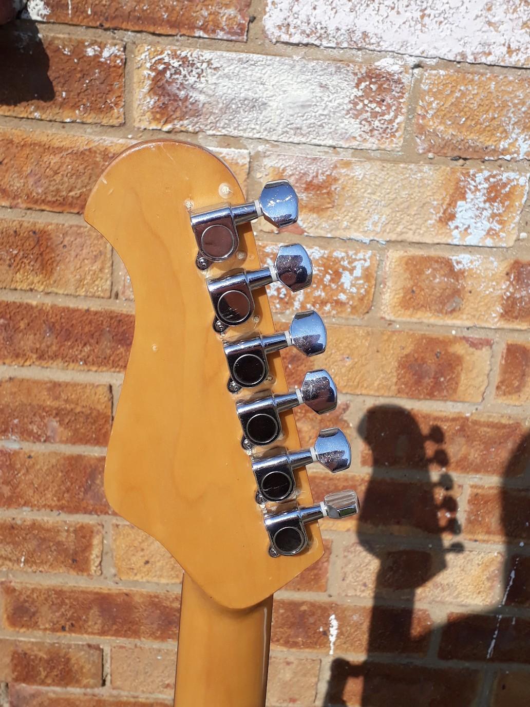 hohner stratocaster electric guitar vintage in SS13 Basildon for £50.00 ...