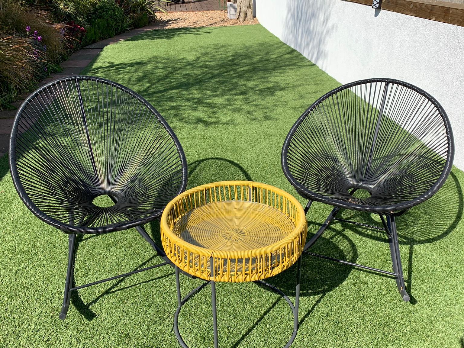 Two string chairs and table Westgate On Sea in CT8 Thanet für £ 50,00 ...