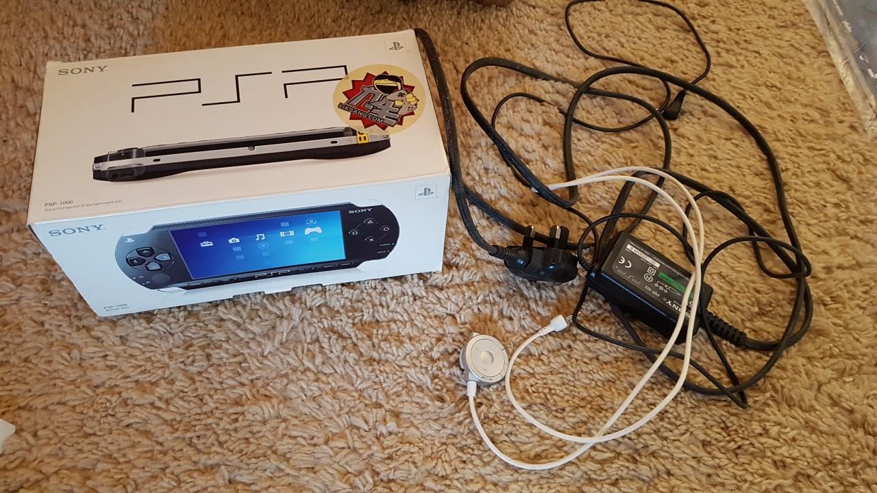 Original PSP Box, Charger Headphone Adaptor in LE5 Leicester für 5,00 ...