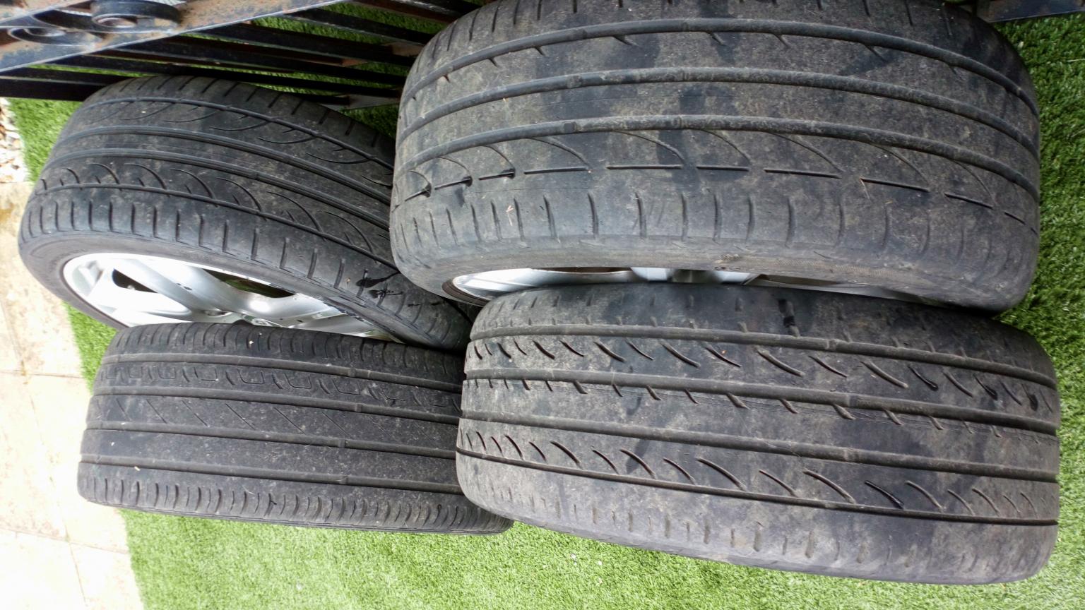 4 Alloy wheels Aruba Jaguar X-Type 18'' in HP13 Wycombe für 120,00 ...