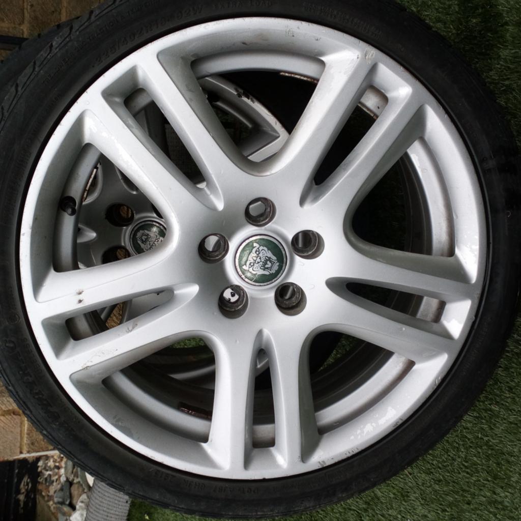 4 Alloy wheels Aruba Jaguar X-Type 18'' in HP13 Wycombe für £ 120,00 ...