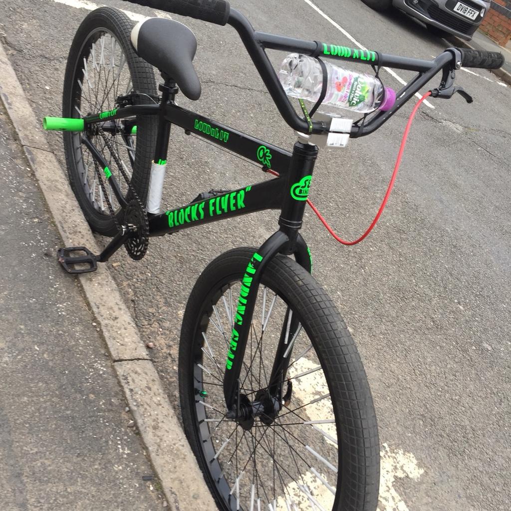 Se blocks flyer in B64 Sandwell für £ 300,00 zum Verkauf | Shpock AT