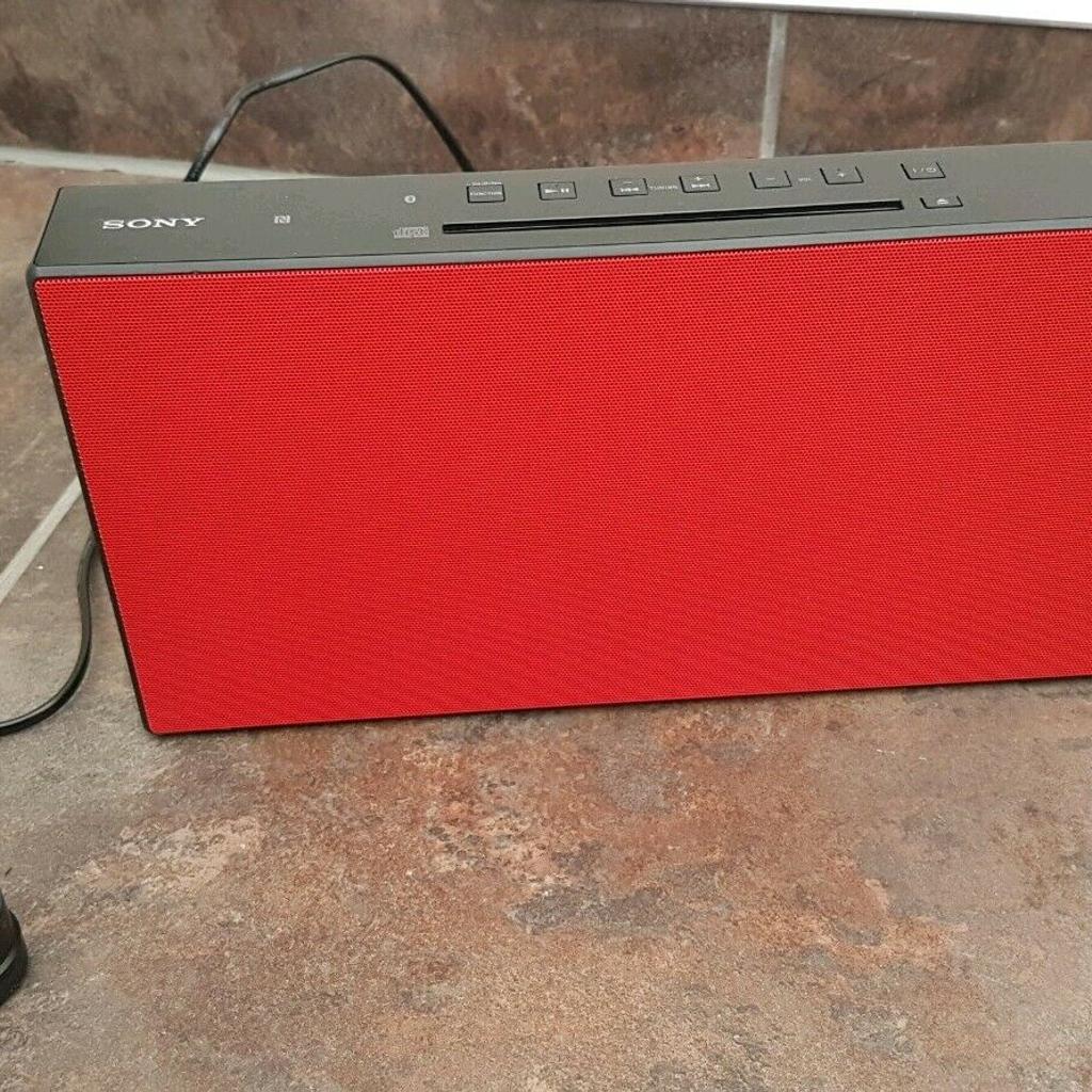 Sony CMT-X3CD Red 20W total power Hi-Fi in BR8 Sevenoaks für 35,00 ...