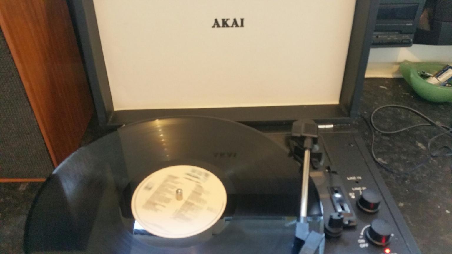 akai record player in B66 Sandwell für 20,00 £ zum Verkauf | Shpock DE