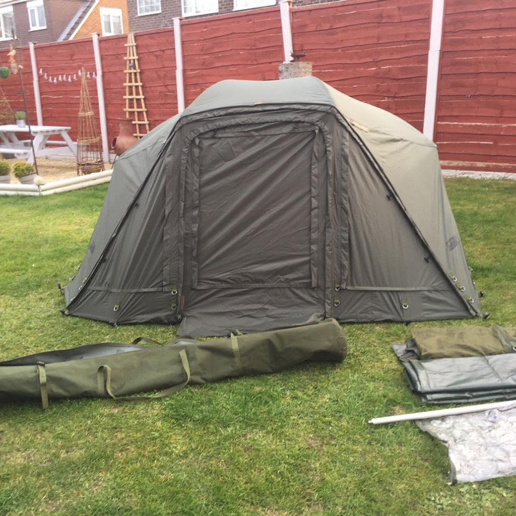 Fox Supa Brolly Compact system carp bivvy in M44 Trafford for £120.00 ...