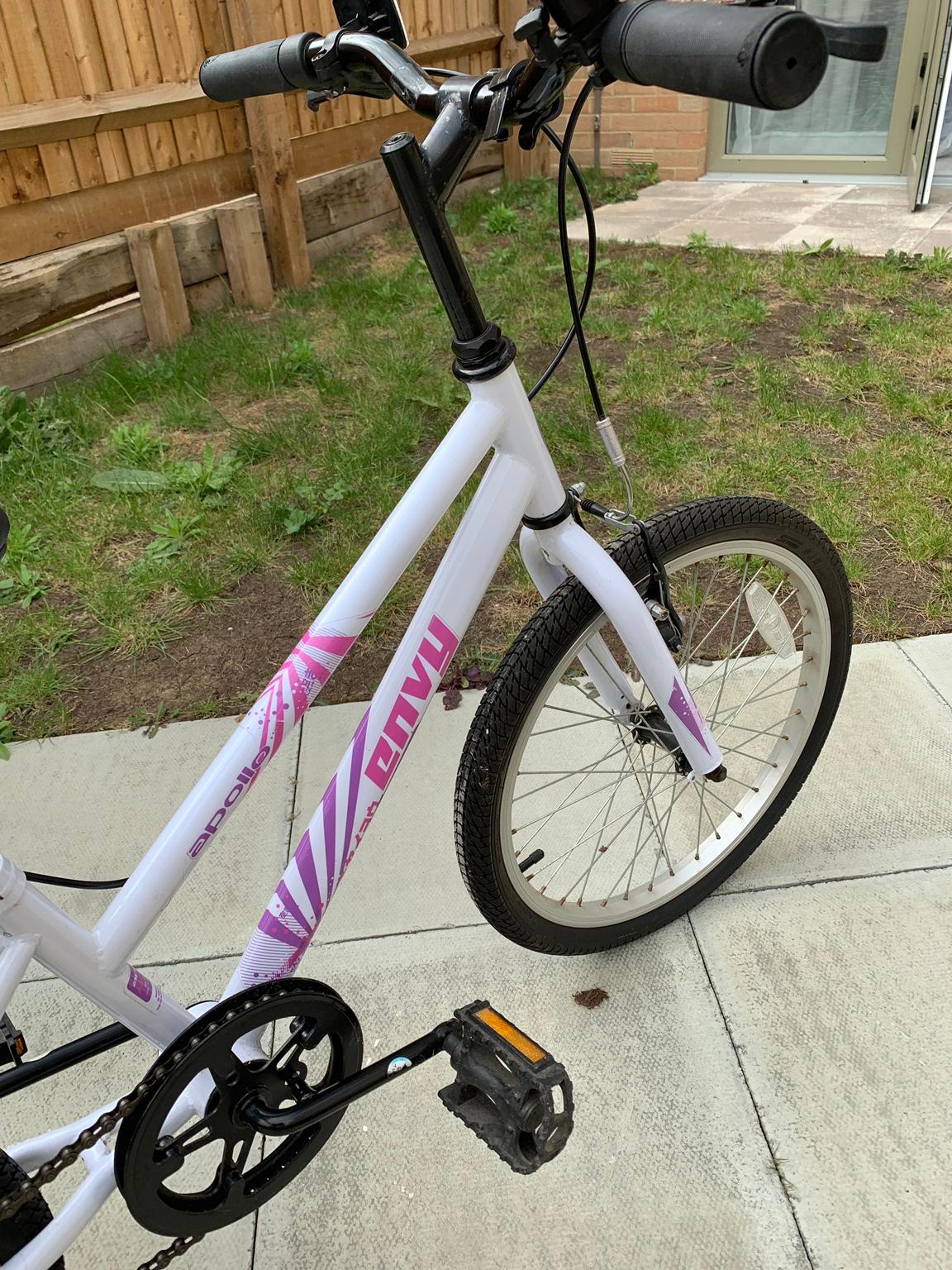 20”Wheel Apollo Envy Girls Kids Hybrid Bike in NW9 Barnet für 40,00 ...