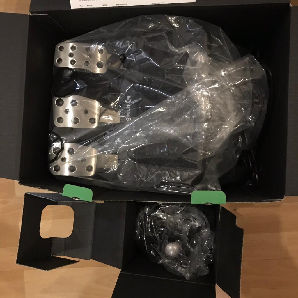 Logitech G920 Driving Force Racing PC in 10777 Berlin für 199,00 € zum ...