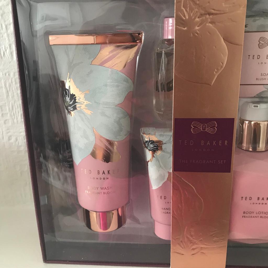 Ted baker set in BR5 Bromley für 15,00 £ zum Verkauf | Shpock DE