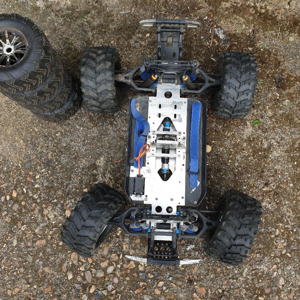 Rc Thunder tiger mta 4 brushless converted in TW5 Hillingdon für £ 50 ...