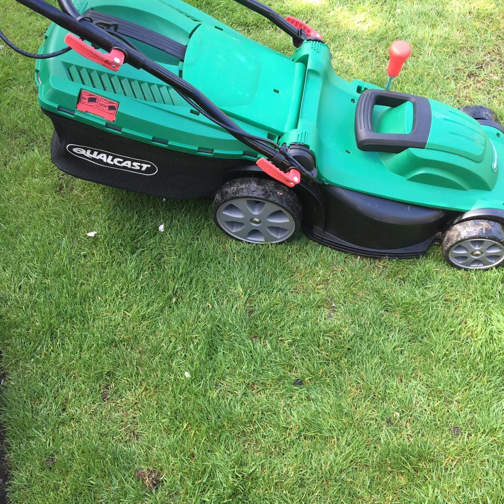Qualcast electric mower in B14 Birmingham für £ 50,00 zum Verkauf ...
