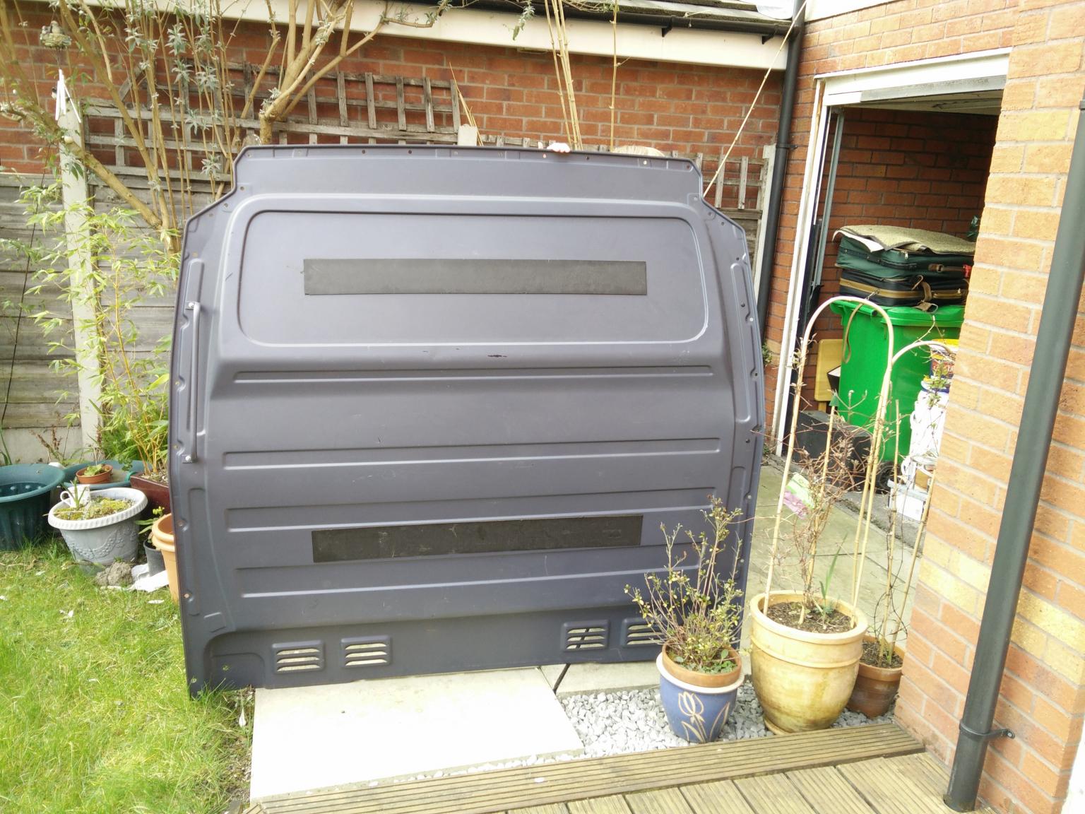 Bulkhead Mercedes Sprinter / VW Crafter in M3 Salford for £45.00 for ...