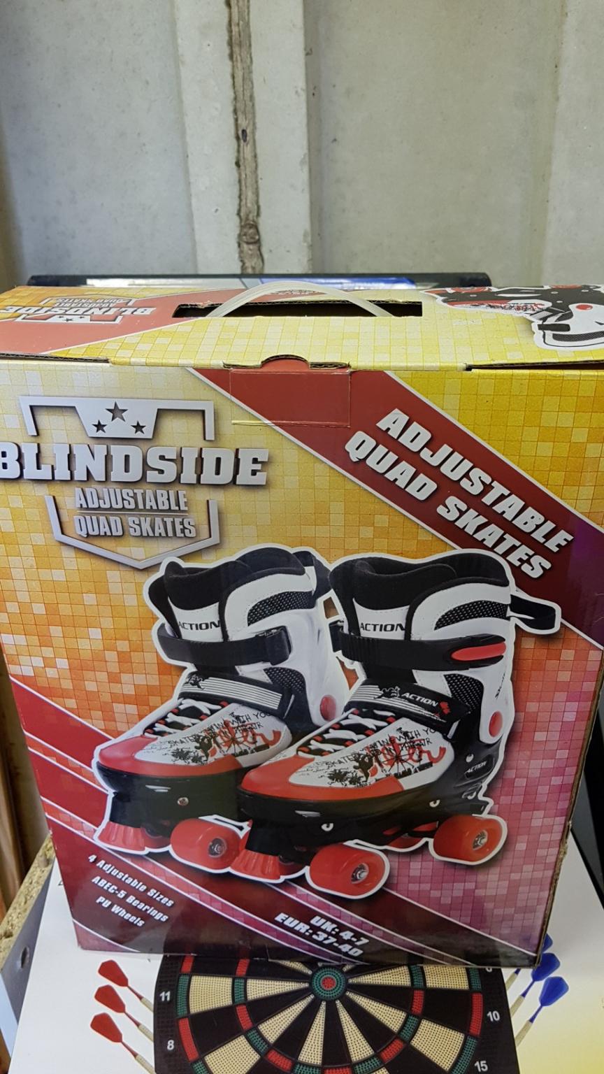 Adjustable roller boots in PR2 Preston für £ 10,00 zum Verkauf | Shpock AT