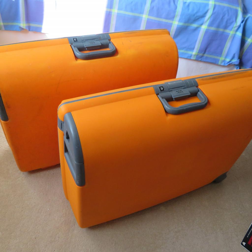 2 x Carlton hard shell orange suitcases in ME15 Maidstone für £ 60,00 ...
