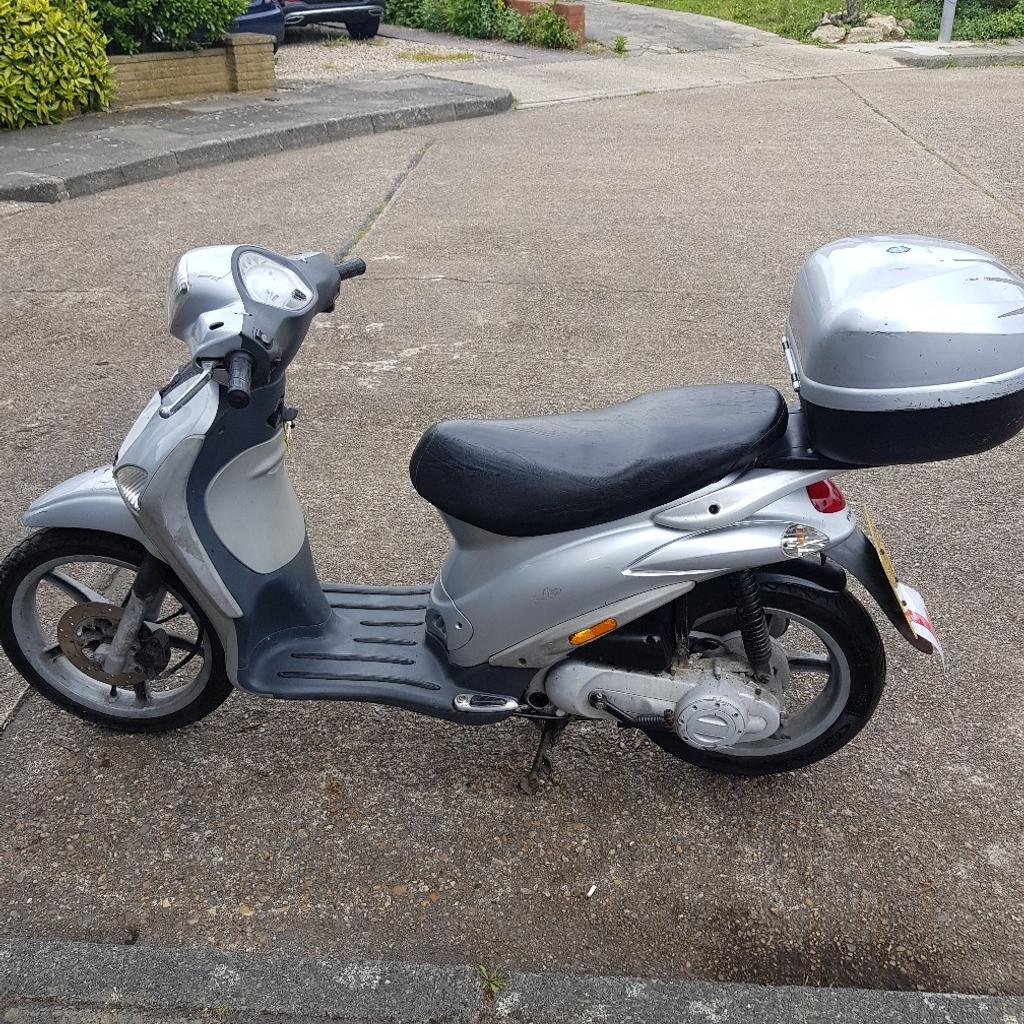PIAGGIO LIBERTY 50CC SILVER 2005 SPARE OR REP in KT9 Thames for £275.00 ...