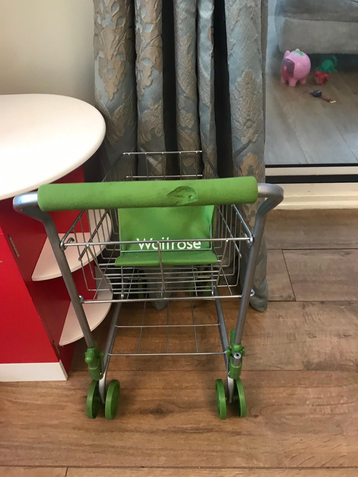 Waitrose kids shopping trolley in L33 Knowsley für 8,00 £ zum Verkauf ...
