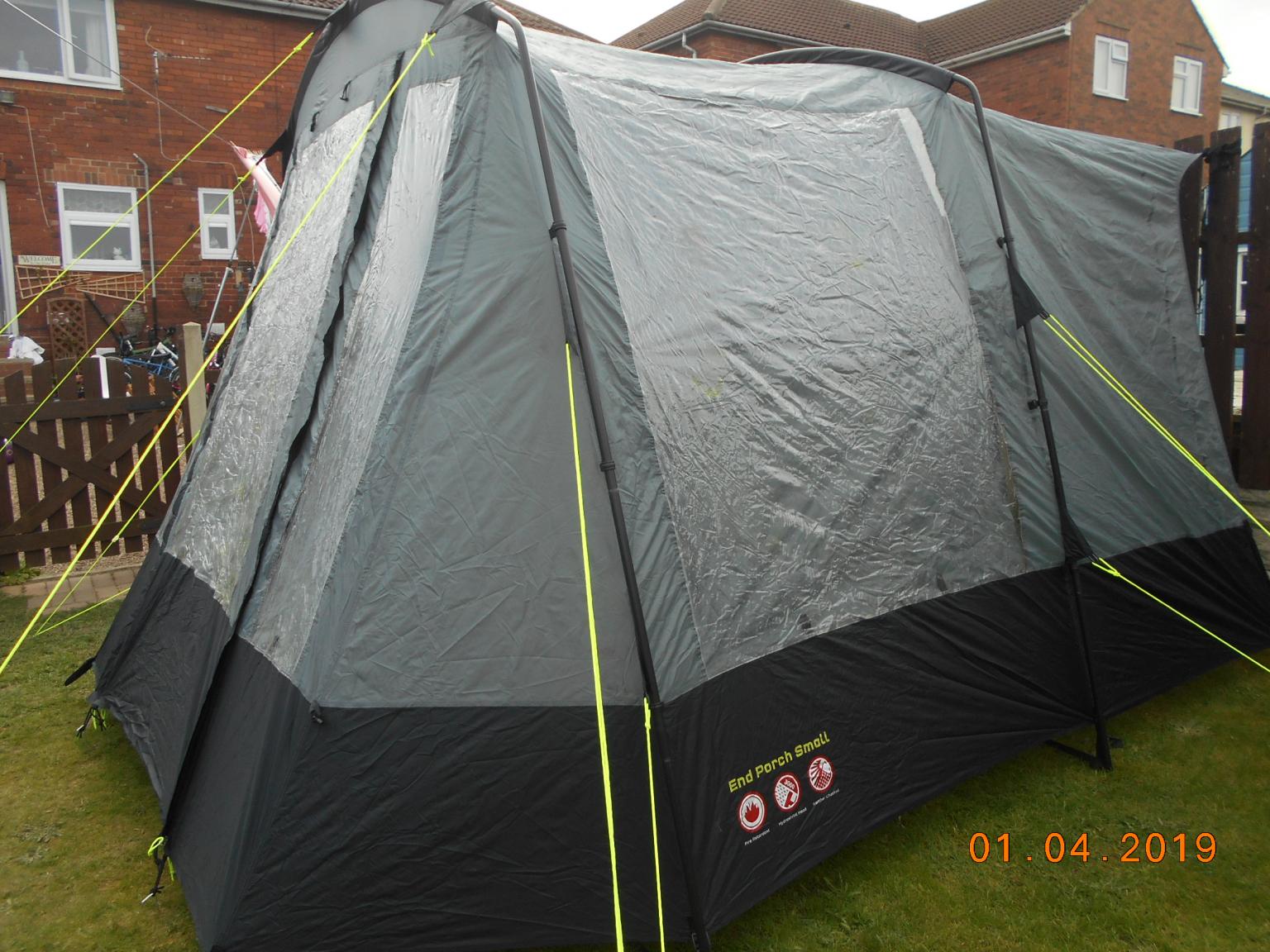 GELERT UNIVERSAL TENT END PORCH EXTENSION in S70 Barnsley für 30,00 ...
