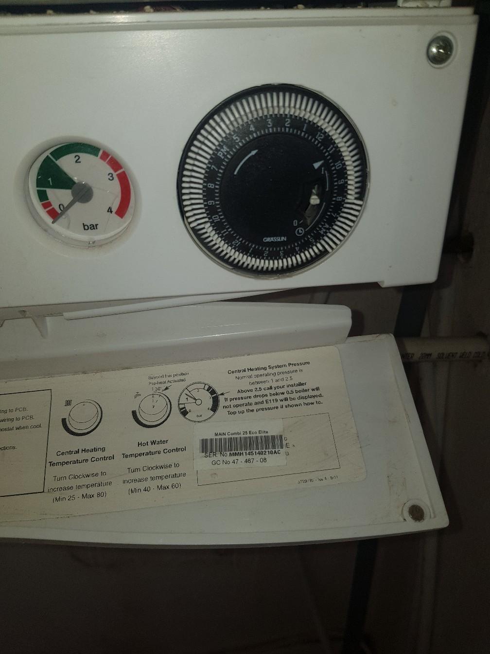 main eco elite combi 25 boiler with flu in UB7 Hillingdon for £200.00 ...