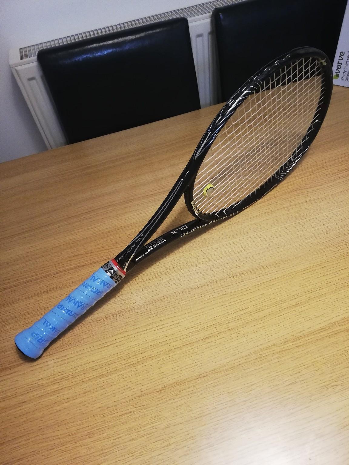 Wilson Blade 98 Tennis Racquet in SO53 Eastleigh für 50,00 £ zum ...