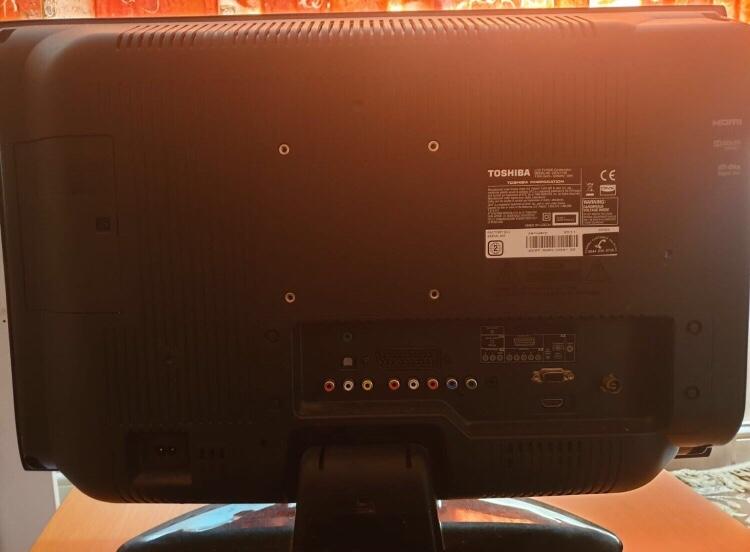 Monitor, tv, laptop monitor, Toshiba 22” tv in KT22 Valley für 19,00 ...