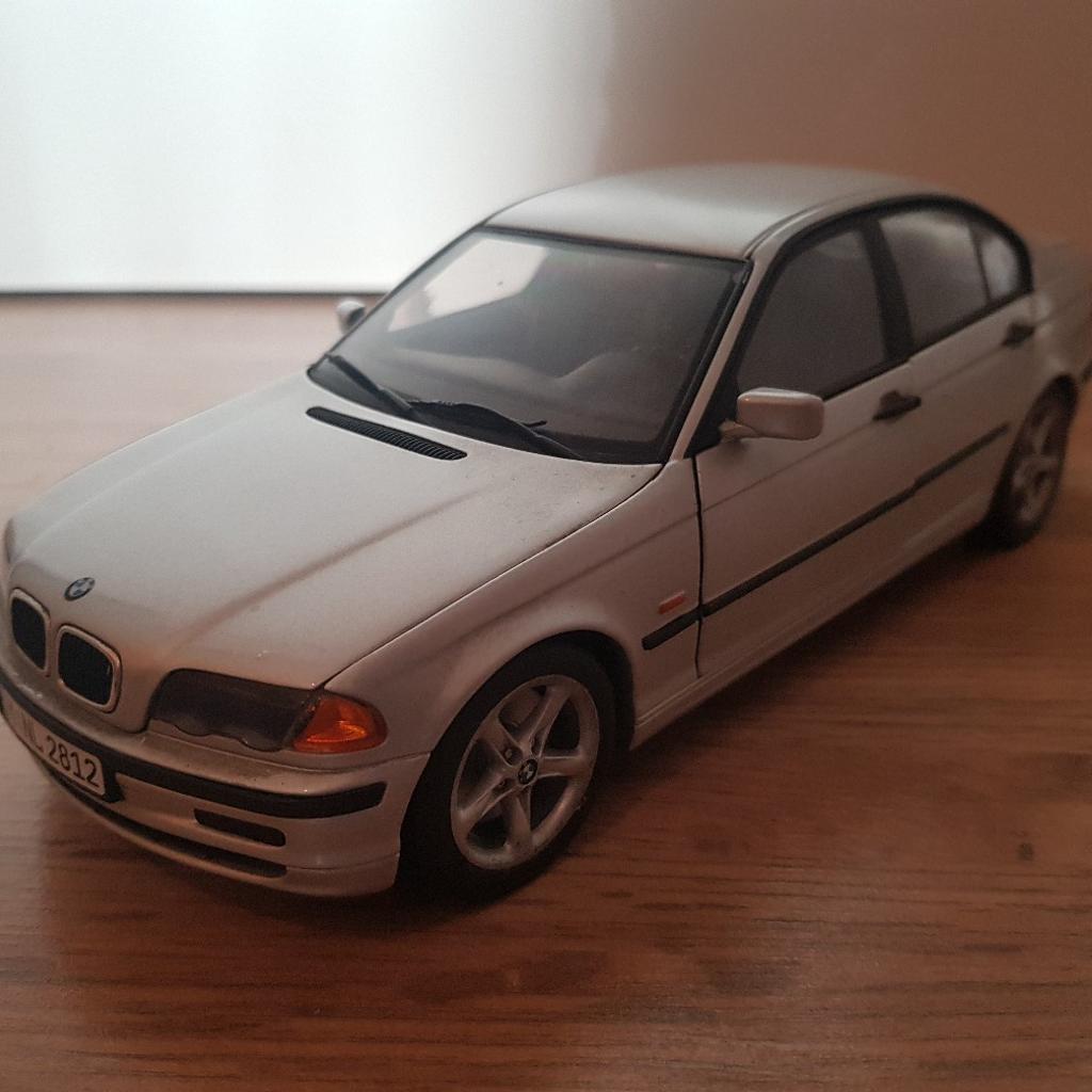 Modellauto BMW E46 3-Series UT Models 1:18 in 86368 Gersthofen für € 90 ...
