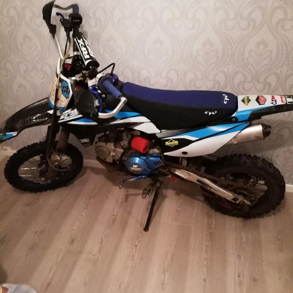 stomp z3r 140 pitbike off road bike twin pipe in SW11 London for £600. ...