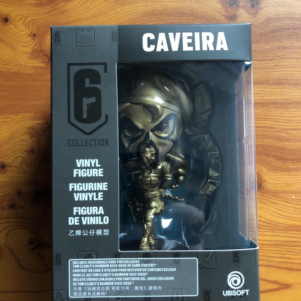 Rainbow Six Siege Caveira Chibi Gold mit Code in 80807 München für 60 ...