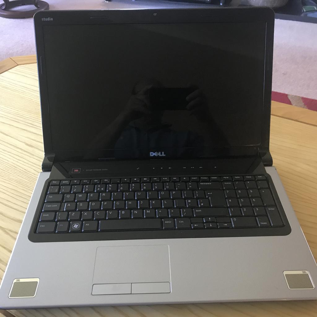 Laptop, Dell Studio 1745, SSD 4Gb ram. in GU5 Bramley für 120,00 £ zum ...