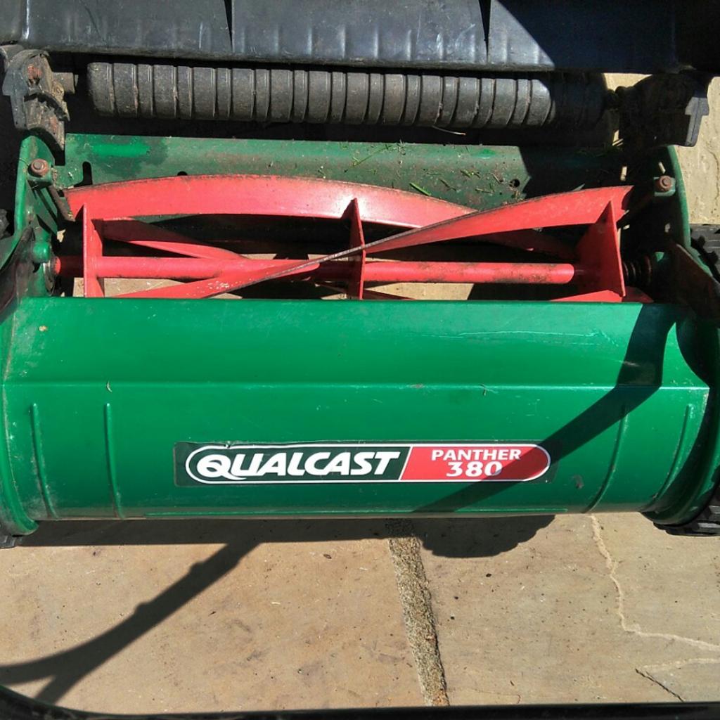 Qualcast panther 380 cylinder mower in Wigan für £ 15,00 zum Verkauf ...