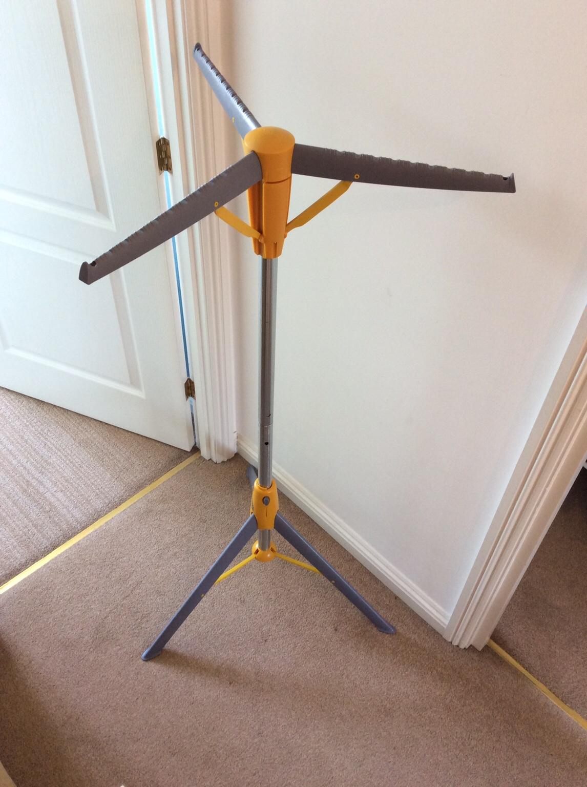 Hangaway Clothes Airer/Hanger in MK4 End für 12,00 £ zum Verkauf ...