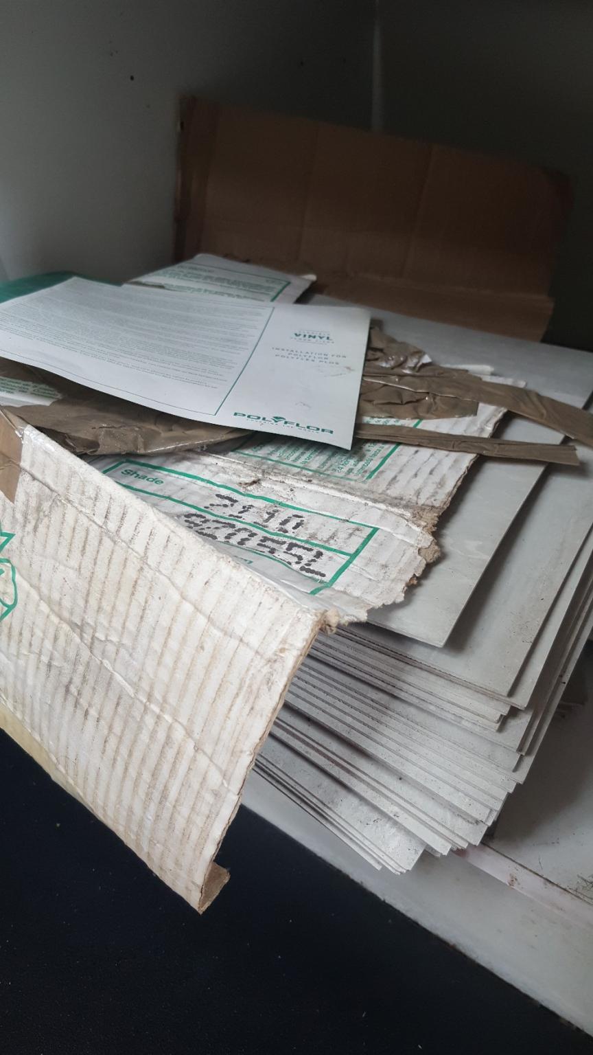 POLYFLOR 50 flexible Vinyl floor tiles in M25 Whitefield for £20.00 for ...