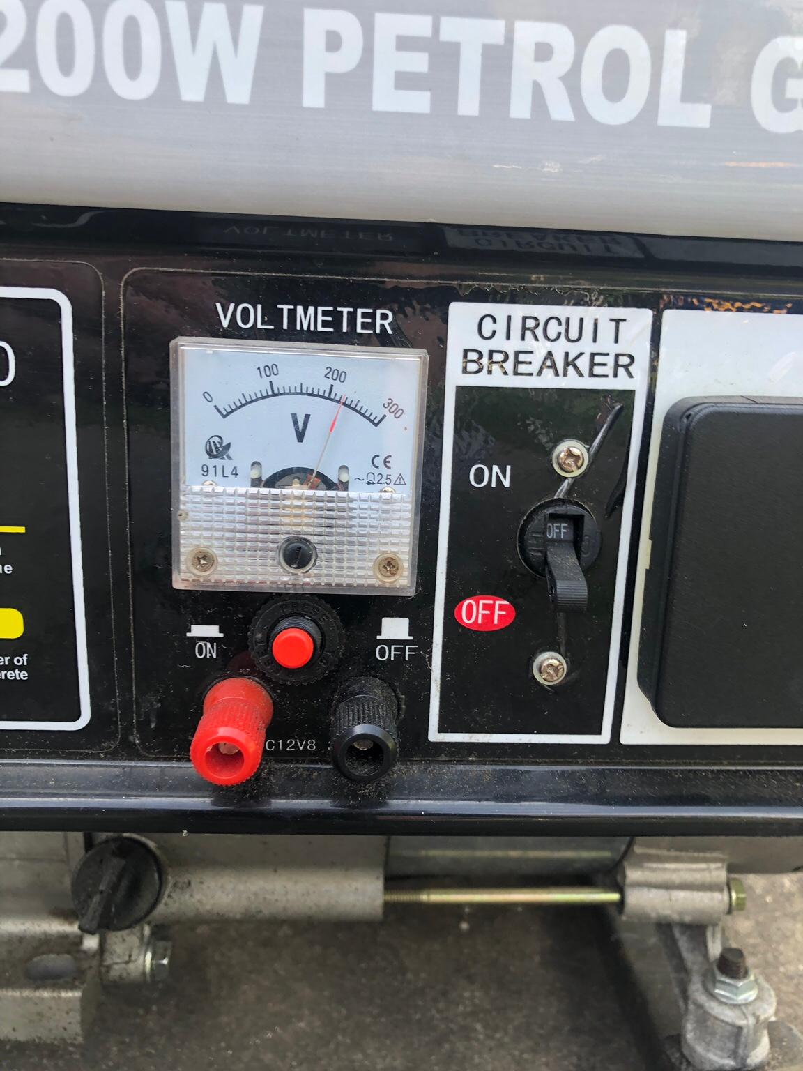 Petrol generator 2200w in LE67 Leicestershire für 125,00 £ zum Verkauf ...