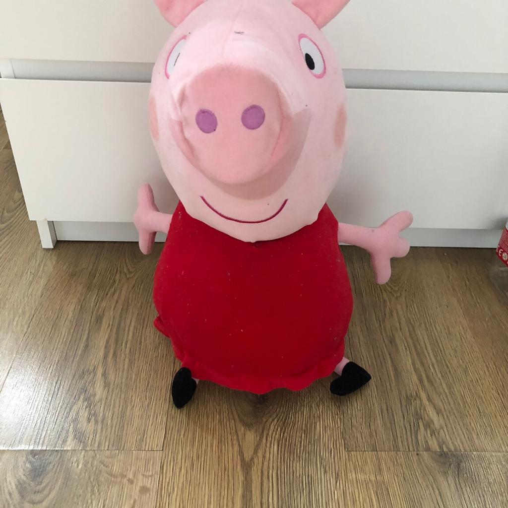 Large talking Peppa pig in E4 London Borough of Waltham Forest für £ 7 ...