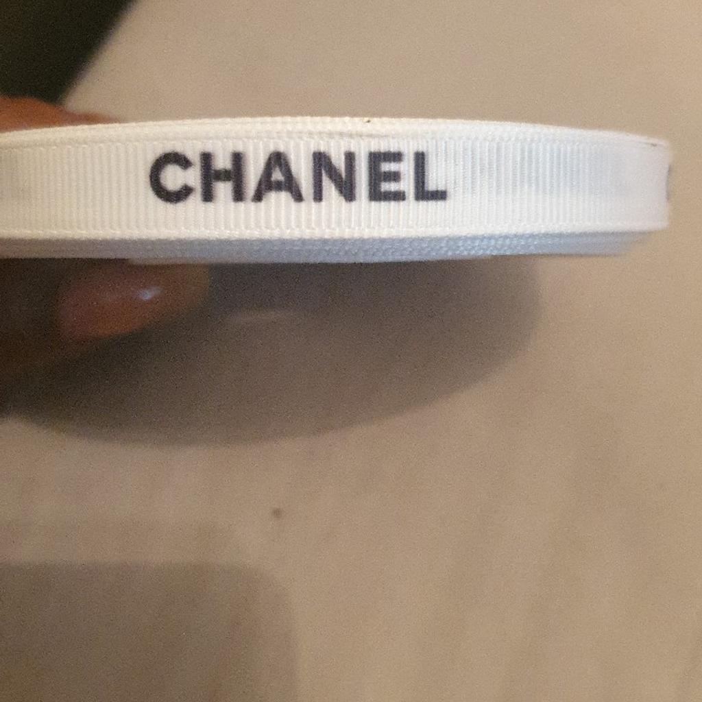 Chanel ribbon (white with black writing) in SE17 London für £ 8,00 zum ...