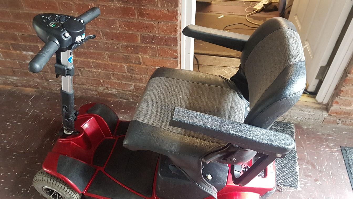 revo mobility scooter in WV14 Wolverhampton für 250,00 £ zum Verkauf ...