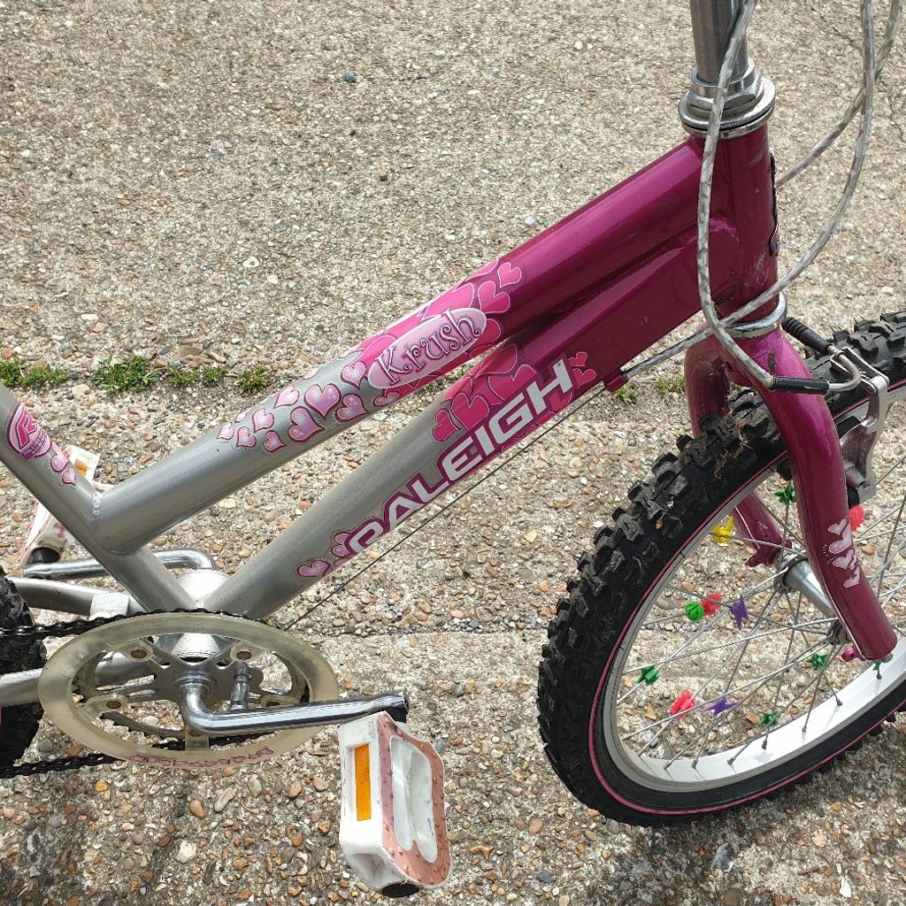 Girls Raleigh Crush in DA12 Gravesham für £ 25,00 zum Verkauf | Shpock AT