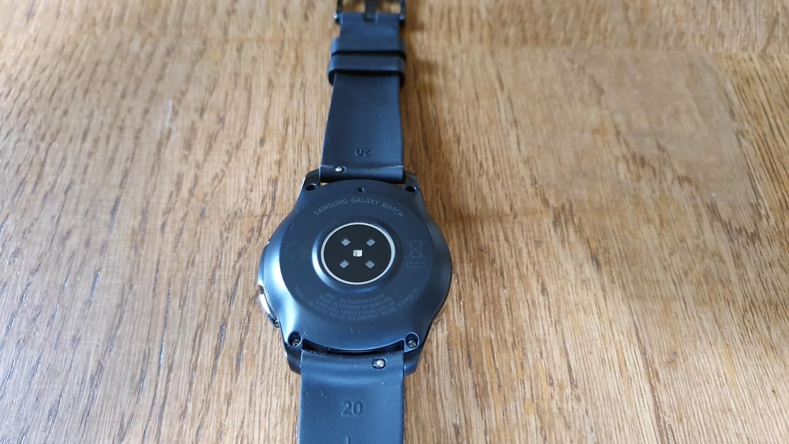 Samsung Galaxy Watch SM-R815 LTE 42mm in 80799 München für 245,00 € zum ...