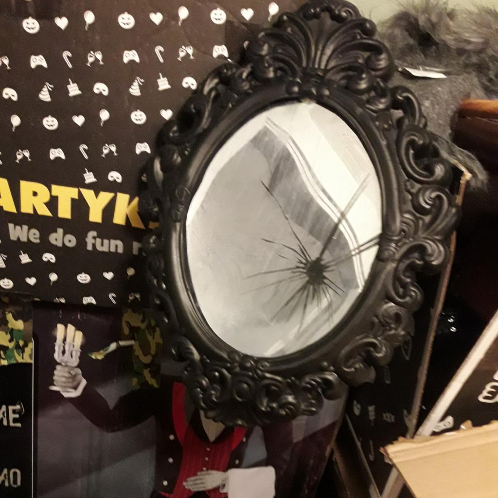 📸Halloween coffin spegel mirror skelett buda in 51265 Mjöbäck für 175 ...
